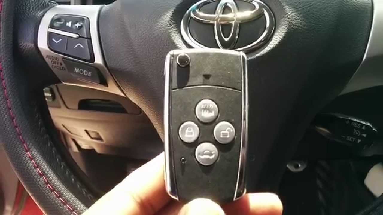 2010 Toyota Camry SE Flip Key / switchblade key - YouTube