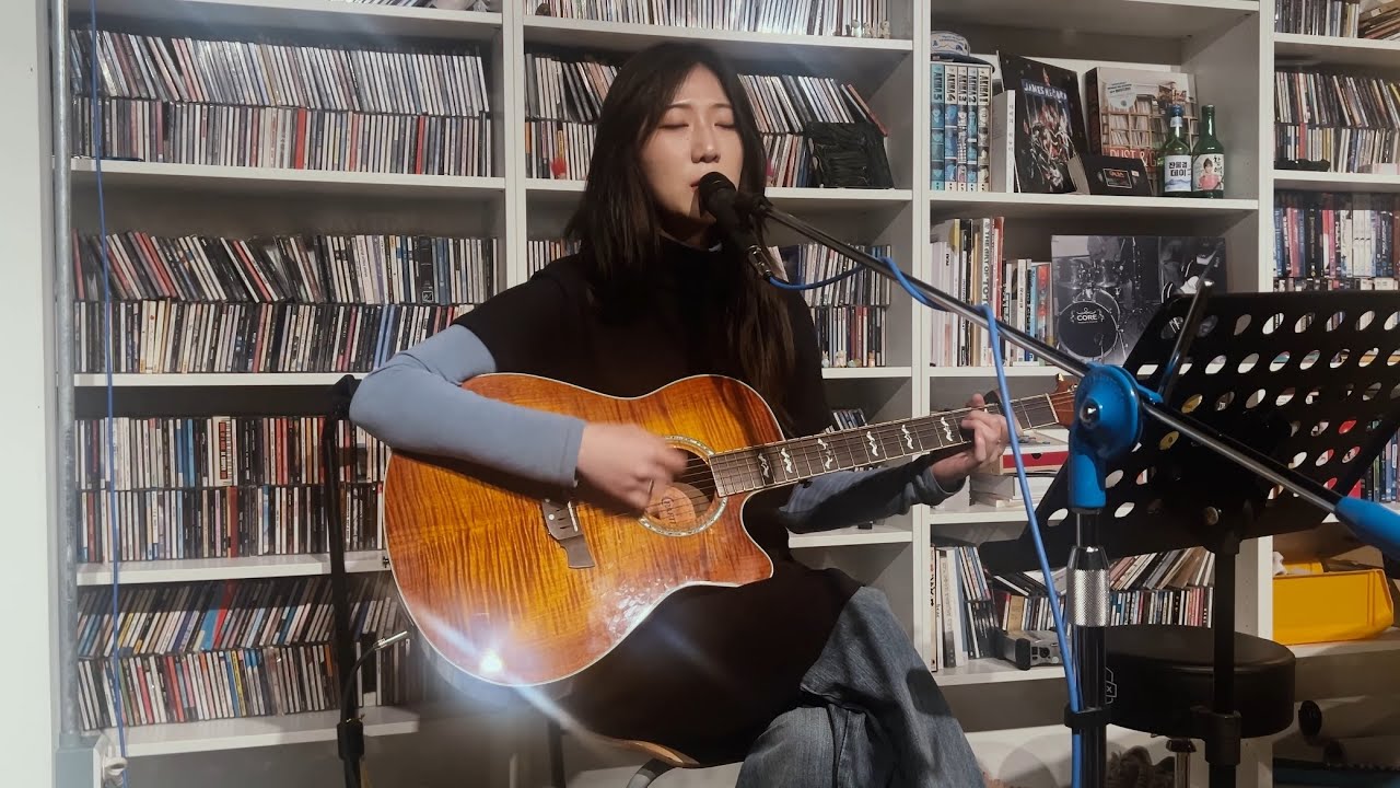 241025 신윤수(Shin Yun Su) - windmill @ NEW ALBUM LIVE, 제임스레코드 소리정원 - YouTube