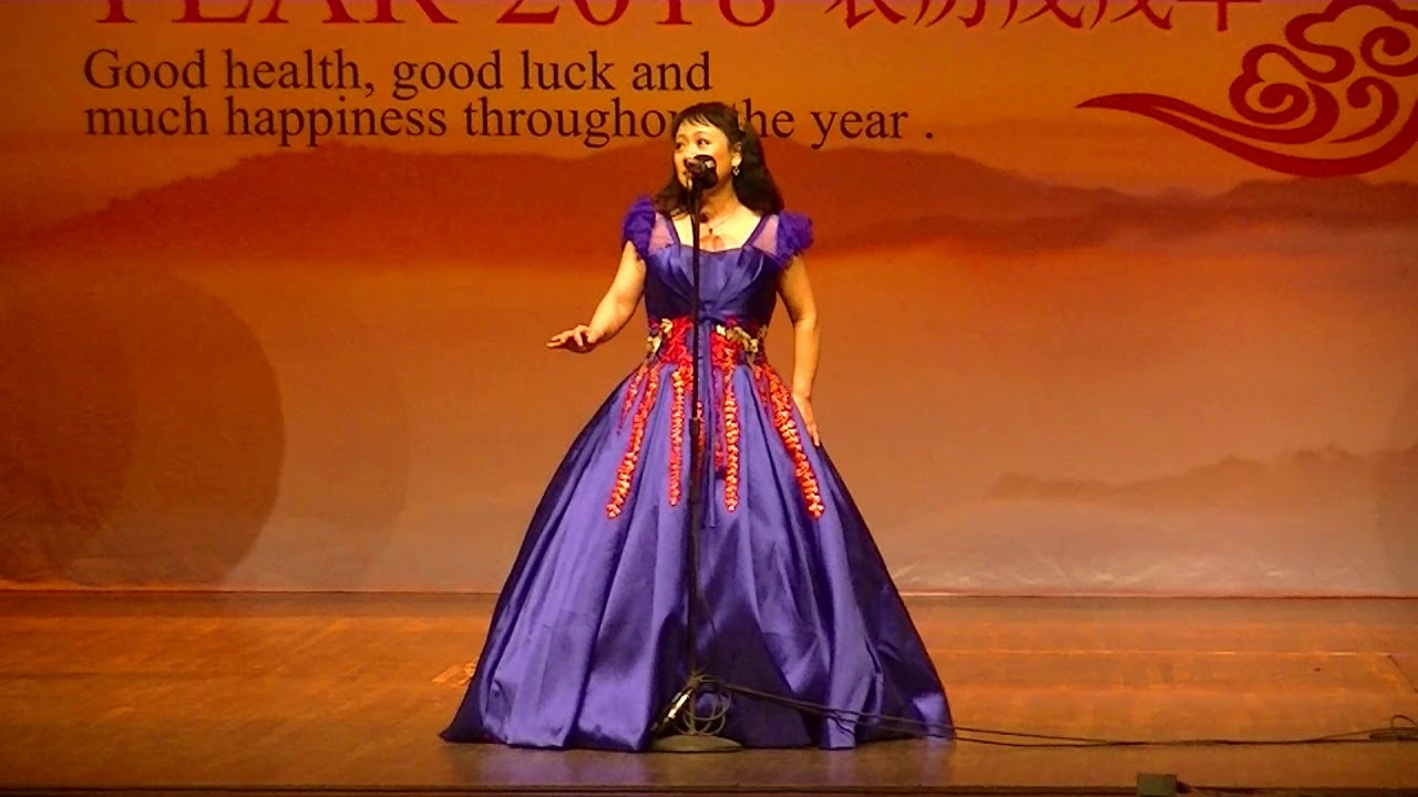 Soprano Solo by Ying Huang at Ohio China Day - YouTube