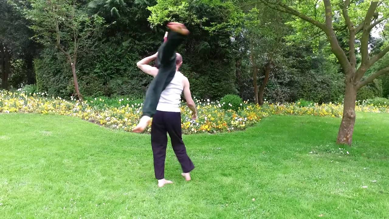 Contact Improvisation Tutorial Technique 2 - YouTube
