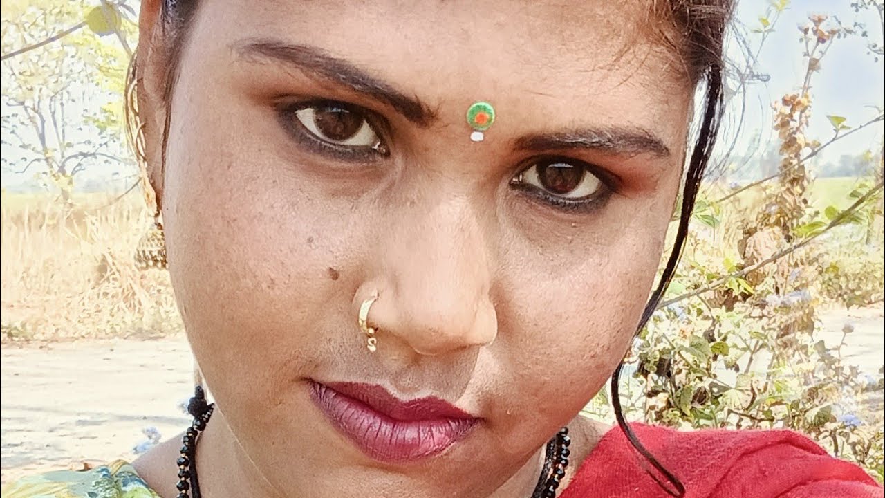 Laxmi Nishad लाइव है! - YouTube