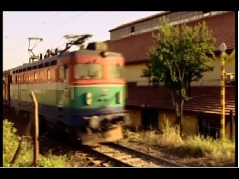 TCDD E 52500 KONCAR - YouTube