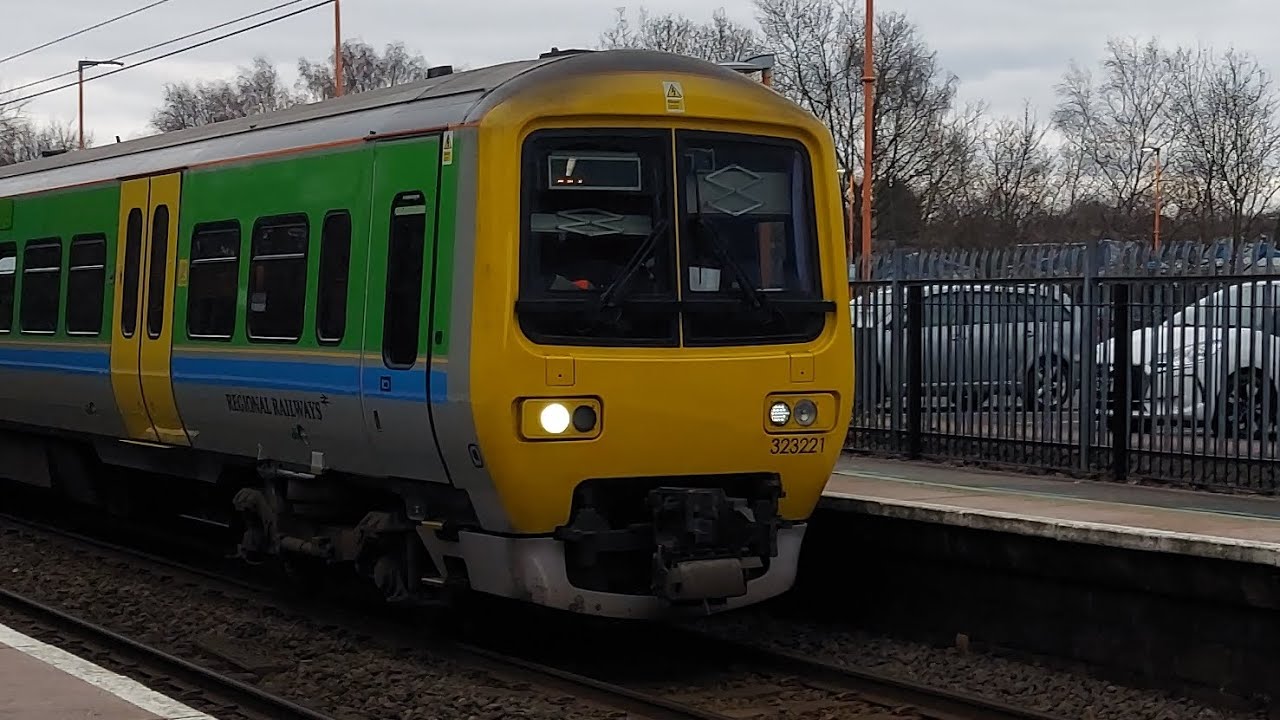 Class 323s at Selly Oak pt. 2 (ft. 323221) - YouTube