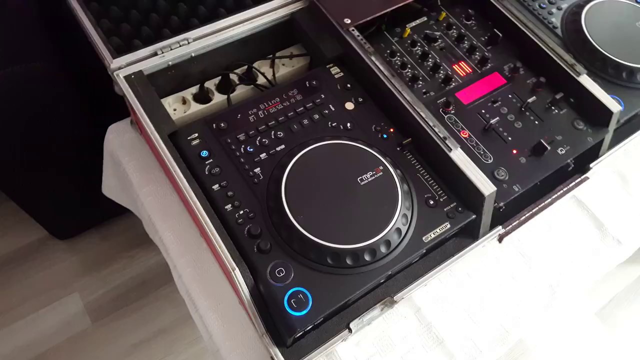 ReLoop RMP-3 Alpha + ReLoop IQ2+ - YouTube