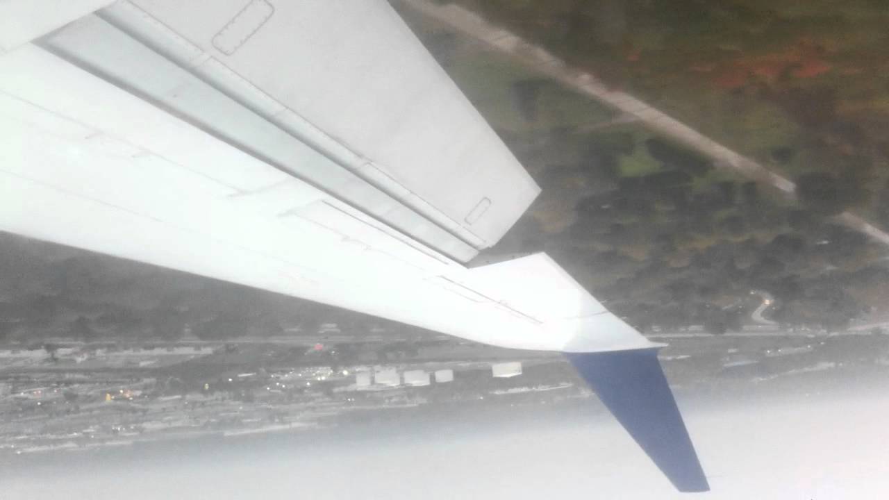 Delta Connection CRJ-100 landing in Detroit (not upside down) - YouTube
