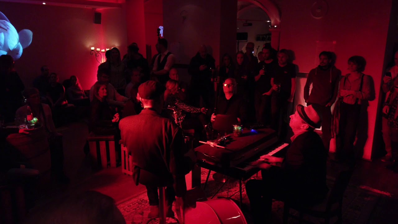 Ian Fullwood & the 101club de Intro - YouTube