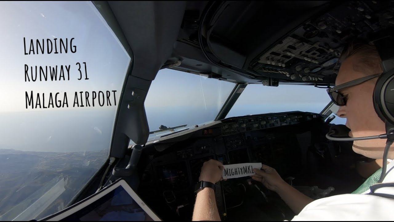 Approach and landing runway 31 Málaga Airport (AGP LEMG) - YouTube