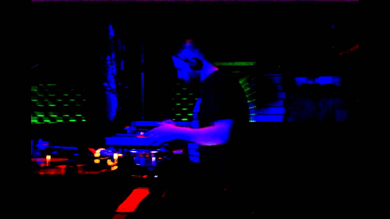 Michael Serafini at Queen! September 15, 2013 - YouTube