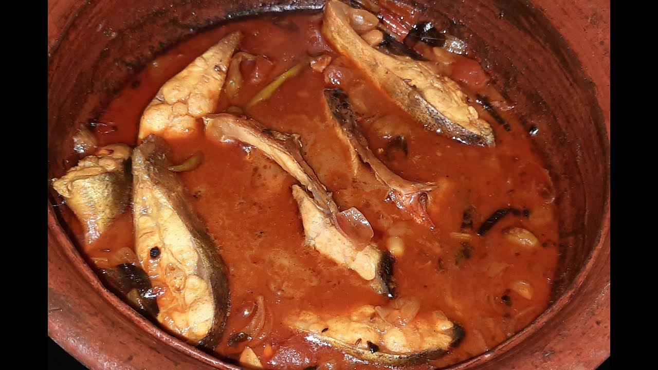 traditional mann satti meen kuzhambu | வவ்வால் மீன் குழம்பு n மண் சட்டி ...