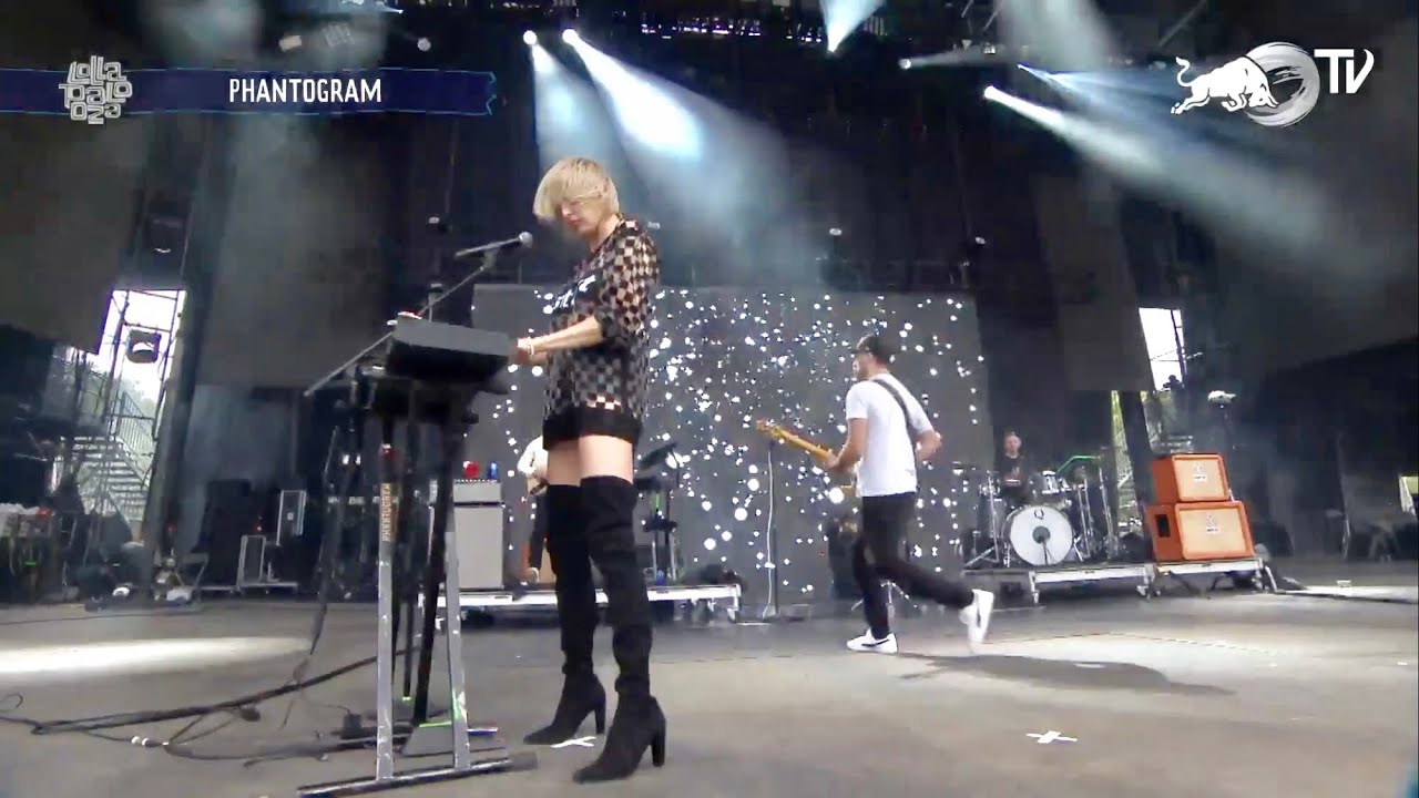 Phantogram - Live at Lollapalooza 2017 - YouTube