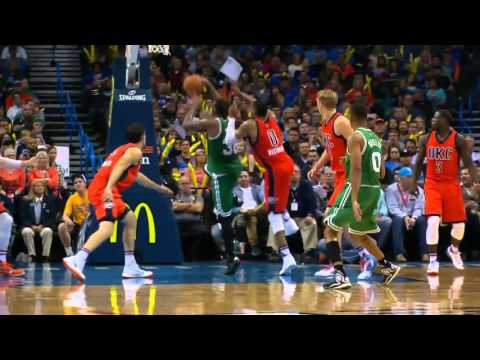 Russell Westbrook Blocks Marcus Smart's Dunk Attempt | Celtics vs Thunder | November 15, 2015