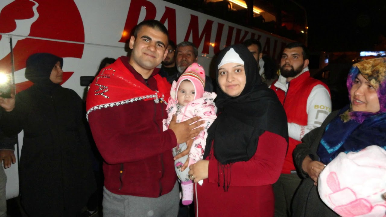 asker oldum anam mert serinyayla /kameracı seval taka - YouTube