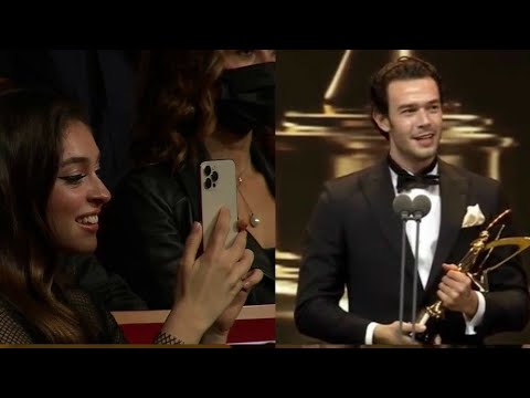 Cemre Baysel & Aytaç Şaşmaz ödül töreni