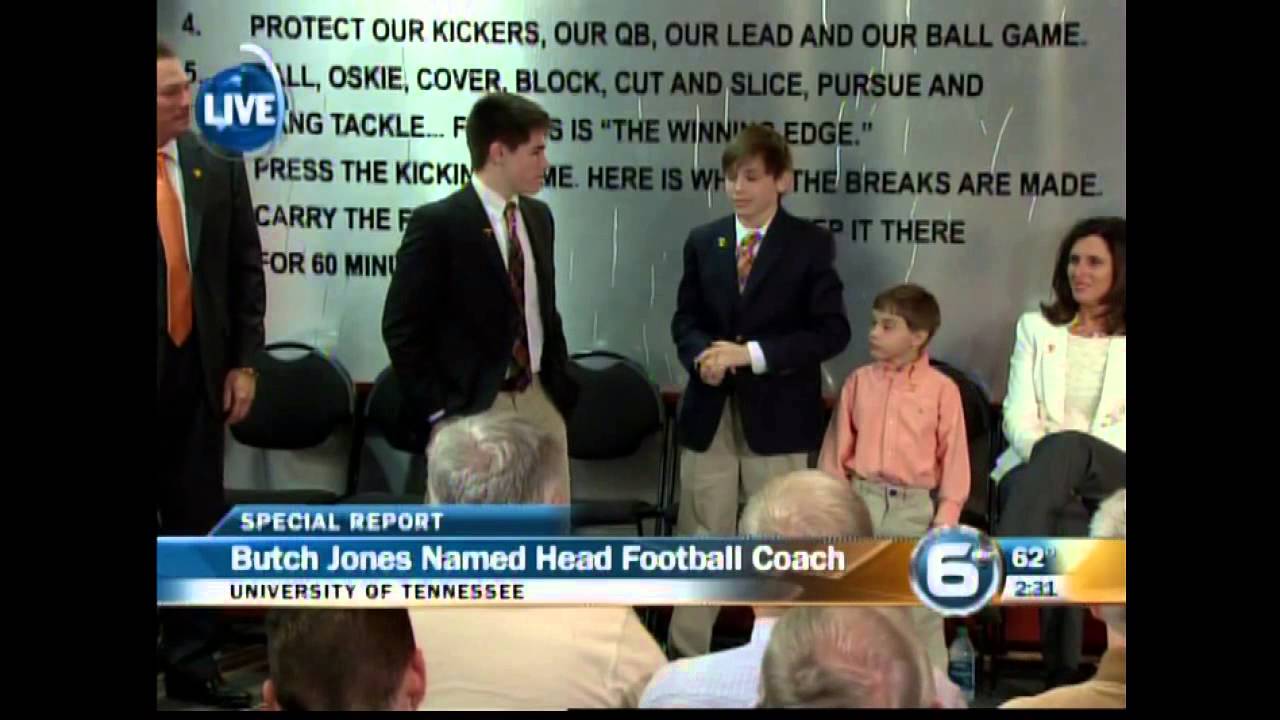 Butch Jones Introduces His Family - YouTube