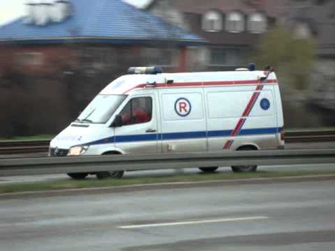 TR-2 Mercedes Sprinter - Krakowskie Pogotowie Ratunkowe - YouTube
