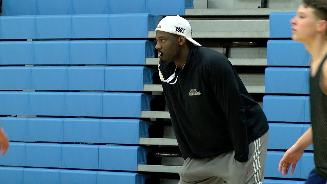 Former IU player Rod Wilmont now Head Coach at Lakewood Park - YouTube