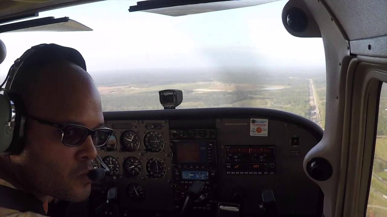 First Solo Flight C172 - YouTube