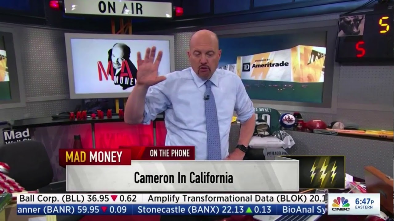 Cameron calls Cramer about LULU FDs - YouTube