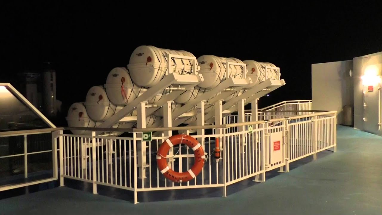 Brittany Ferries MV Pont Aven Departing Plymouth, Devon, England ...