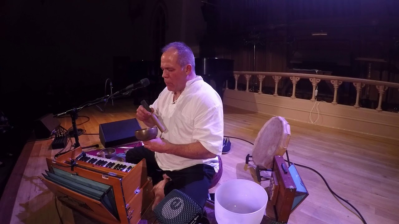 Chants of the Universal One: Throat Singing, Sound Healing Mantra ...