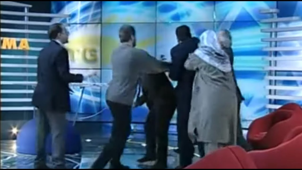 Le RISSE più EPICHE in DIRETTA TV - YouTube