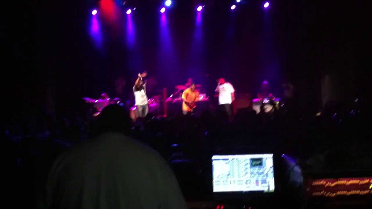 De La Soul - Feel Good Inc Live - YouTube