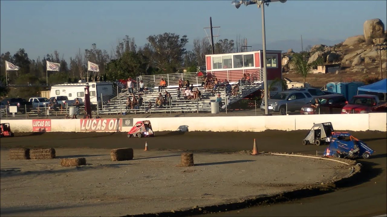 08/08/2015 Eric Englert #35 Perris Flat Track Heat #1 WIN - YouTube