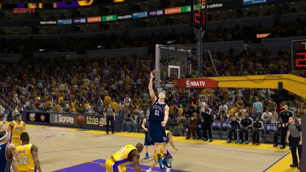 NBA 2K Tuesday - Ep 96 - 2002 NBA Finals - Game 1 - Nets @ Lakers - YouTube
