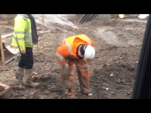 Man stuck on the mud part 2 recovering hes welly - YouTube