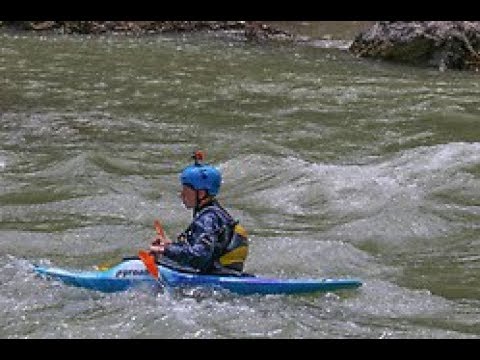 ALPINE CANYON SNAKE RIVER KAYAKING - YouTube