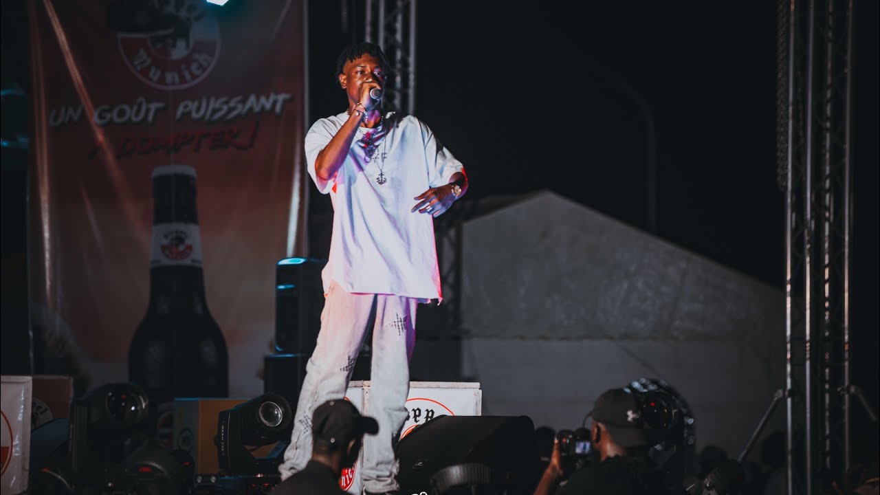 SNIKA_-_ [ UPPERCUT clip officiel ] - YouTube