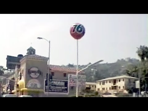 Rotating 76 balls (Union 76) なつかしい76ボール アメリカ - YouTube