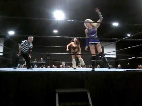 Ali Bama vs Alejandro Lion - YouTube
