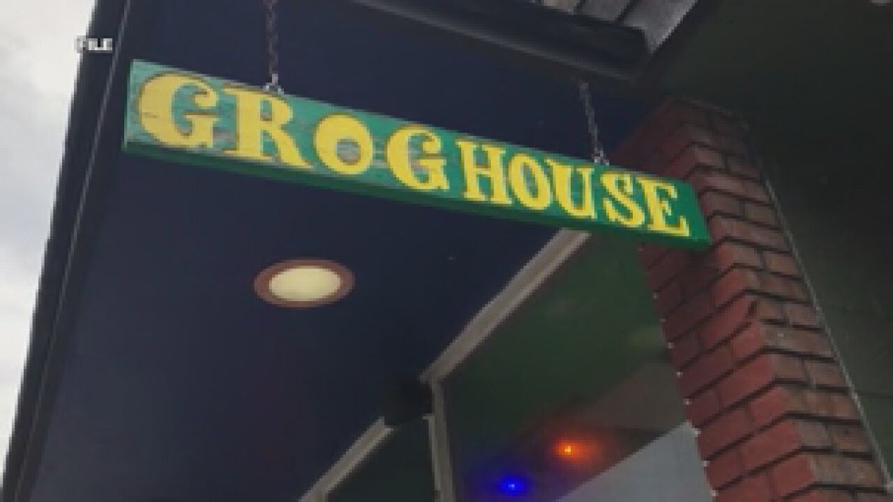 The staple Gainesville Club, Grog House closes its doors - YouTube