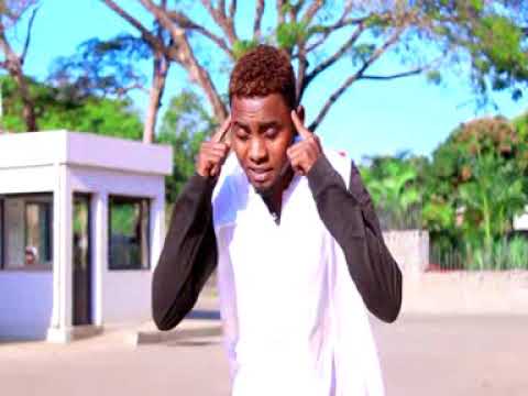 EDWARD tsy nampoiziko
