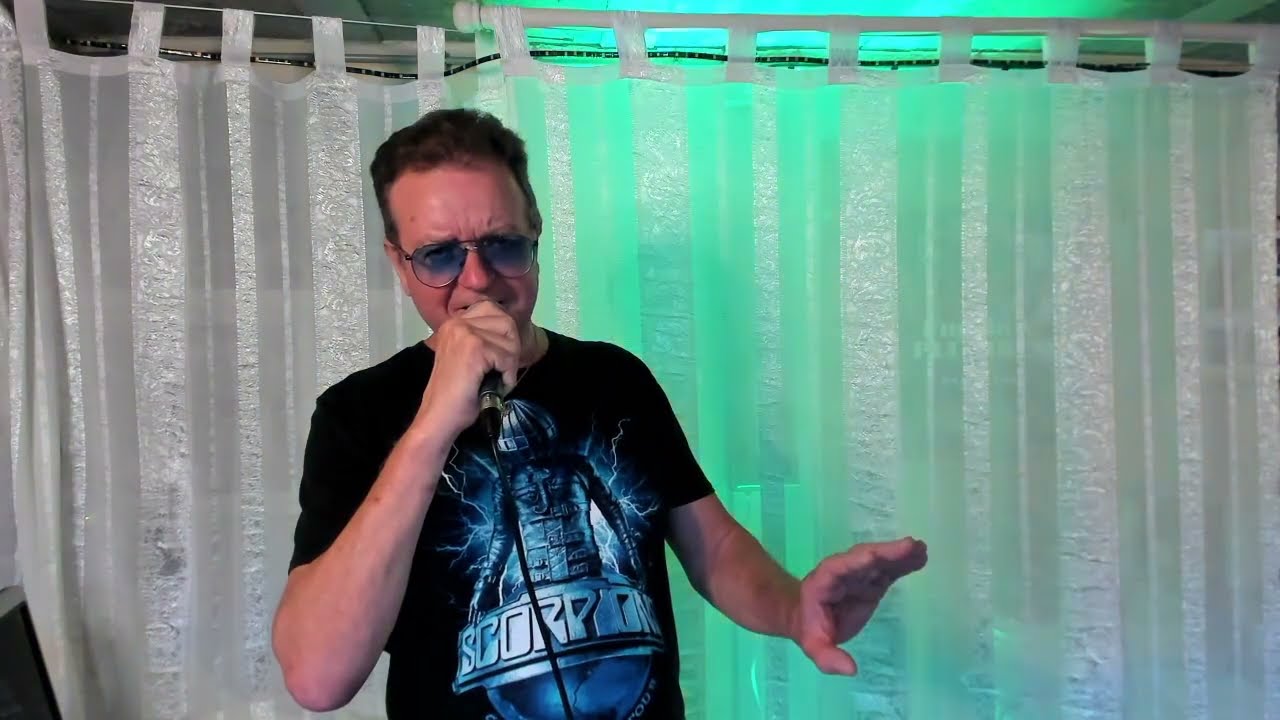 SALUT CHARLIE - Pierre ANDRE - YouTube