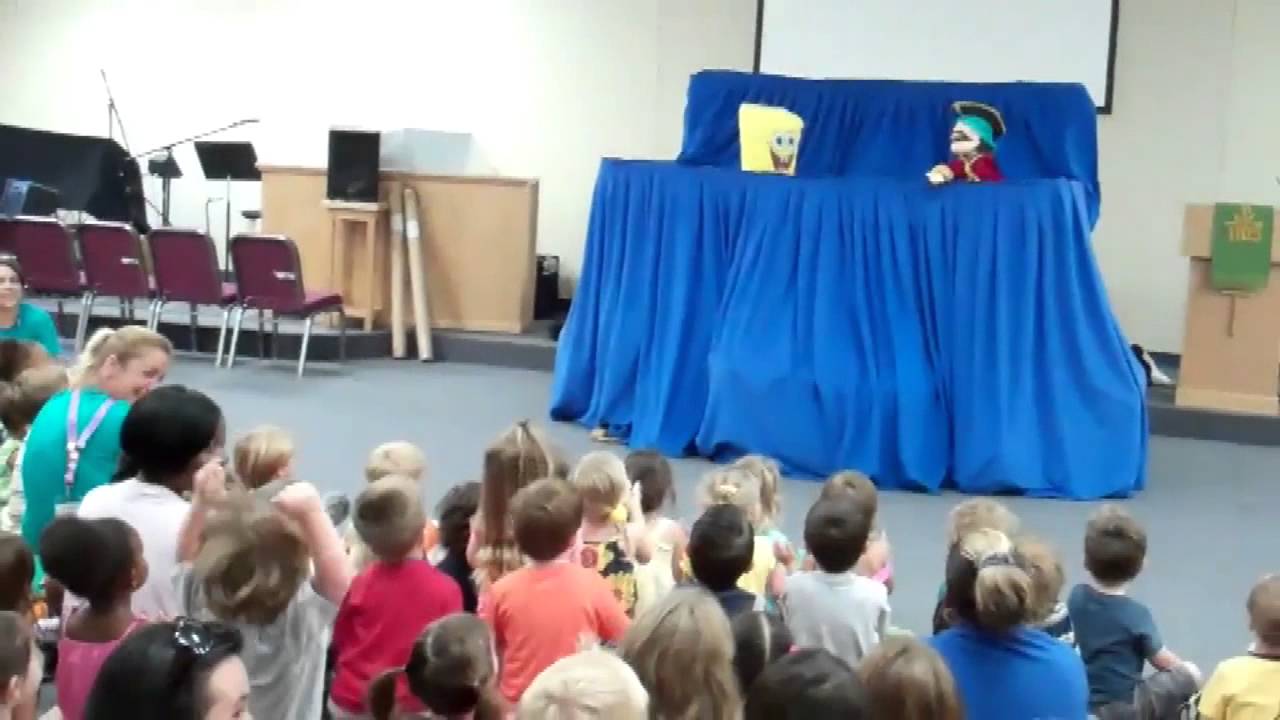 Summer Fun Puppet Show - YouTube
