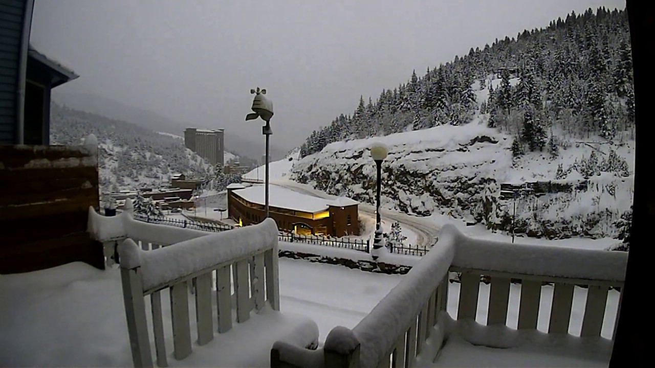 2019 Bomb Cyclone Blizzard - Rapid snowfall in Black Hawk, Colorado ...