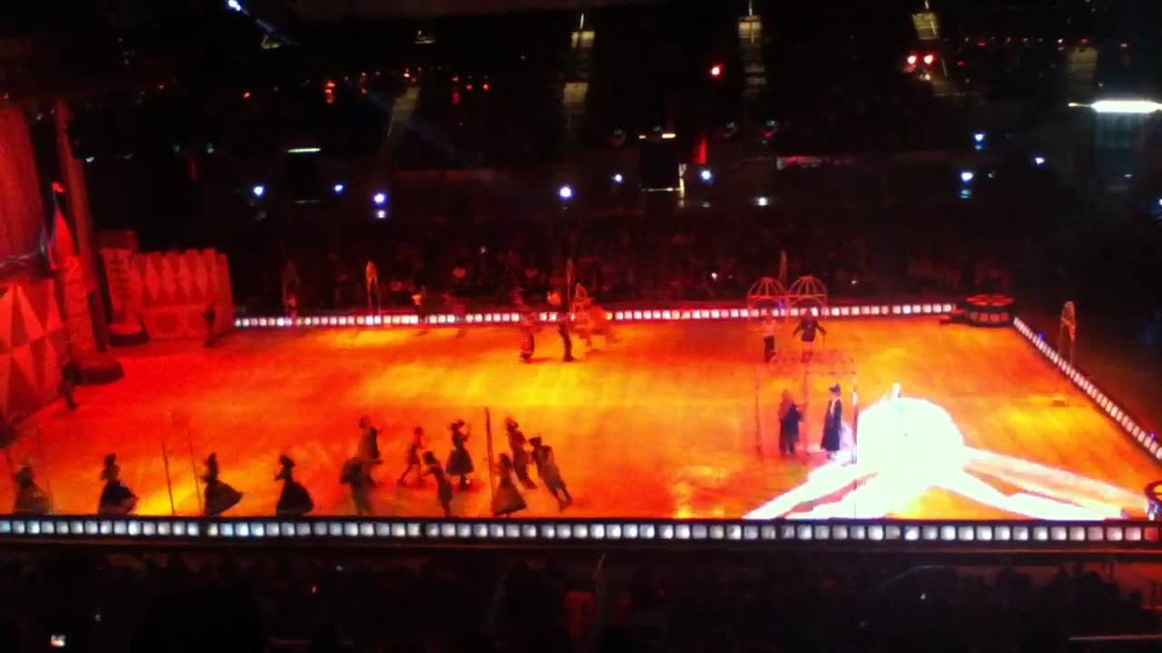 disney on ice part 1 - YouTube