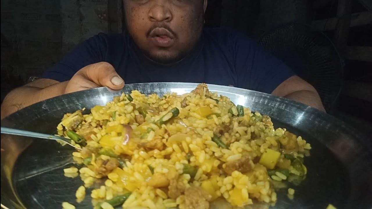 Today Eating Very Tasty || Chicken Friend Rice || Bangali food ...
