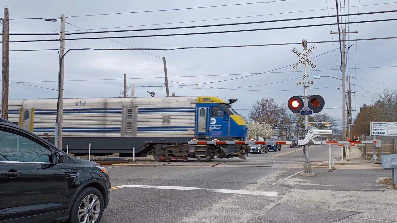 LIRR 5011 and 513 Double Decker Train 2709 - Saxon Ave Railroad ...