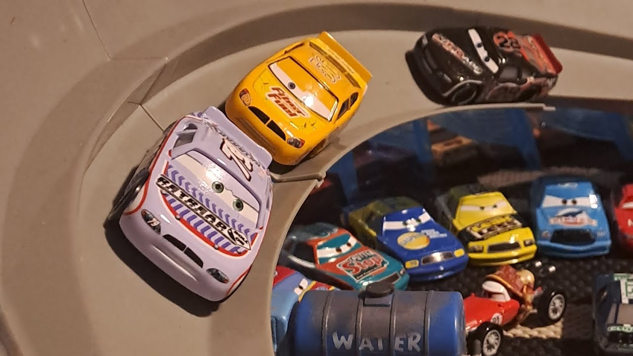 J'AI FAIT QUELQUE CHOSE DE FOU ! (fans de Cars ici ?) - YouTube