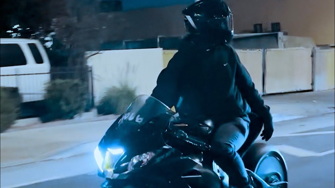 Getting off work with a Zx10r (night ride) - YouTube