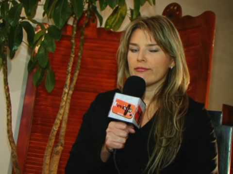 Entrevista Alexandra Serrano REVISTA MÁS - YouTube