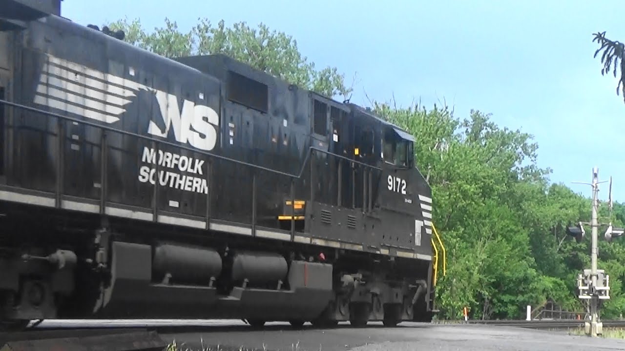 NS 9172 East- Stack Train, Chesterton, IN, 6/19/17 - YouTube