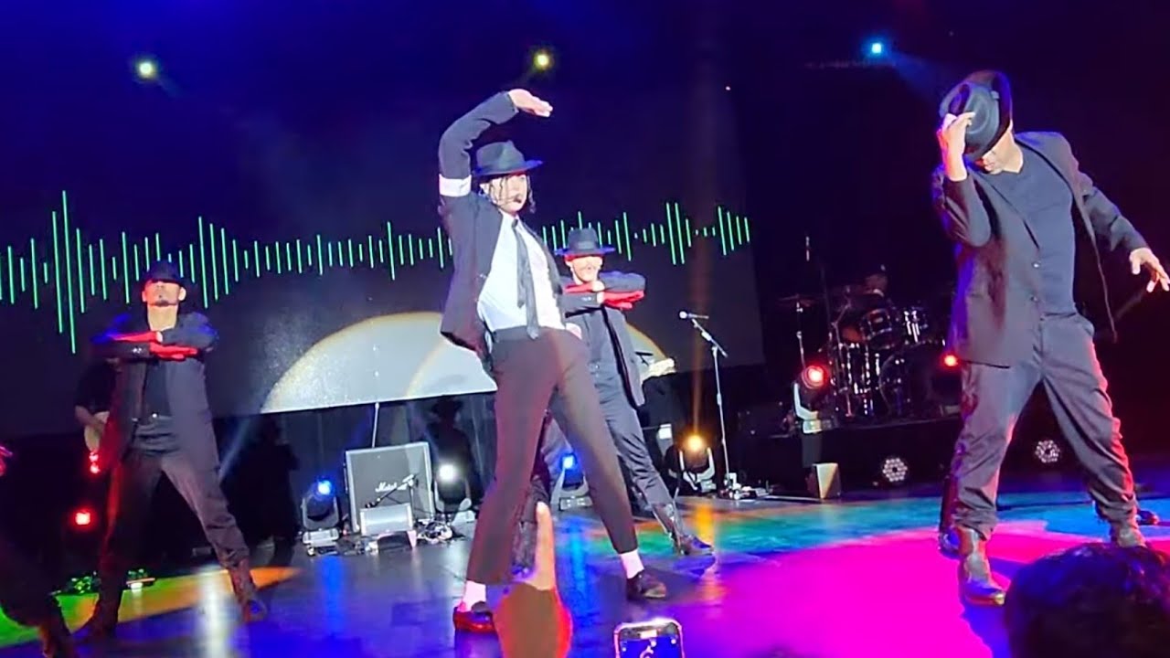 Rodrigo Teaser: Michael Lives Forever - First performance in USA! - YouTube