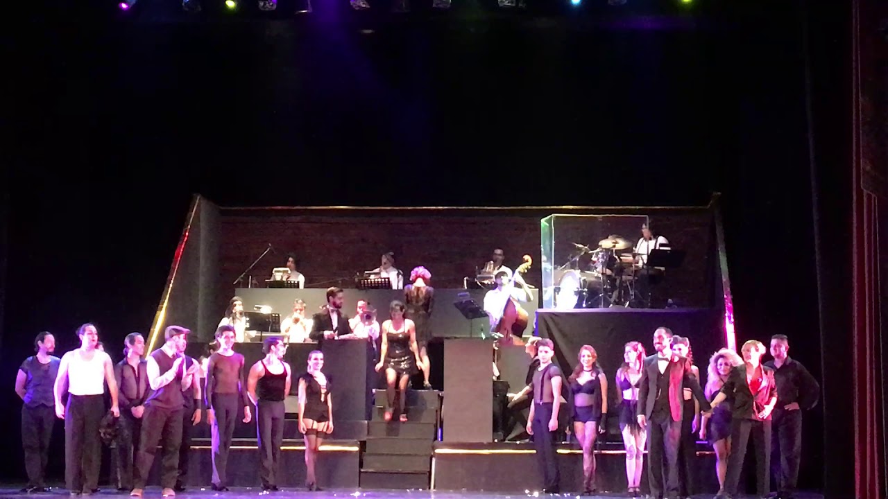 Chicago musical Final y presentación elenco - YouTube