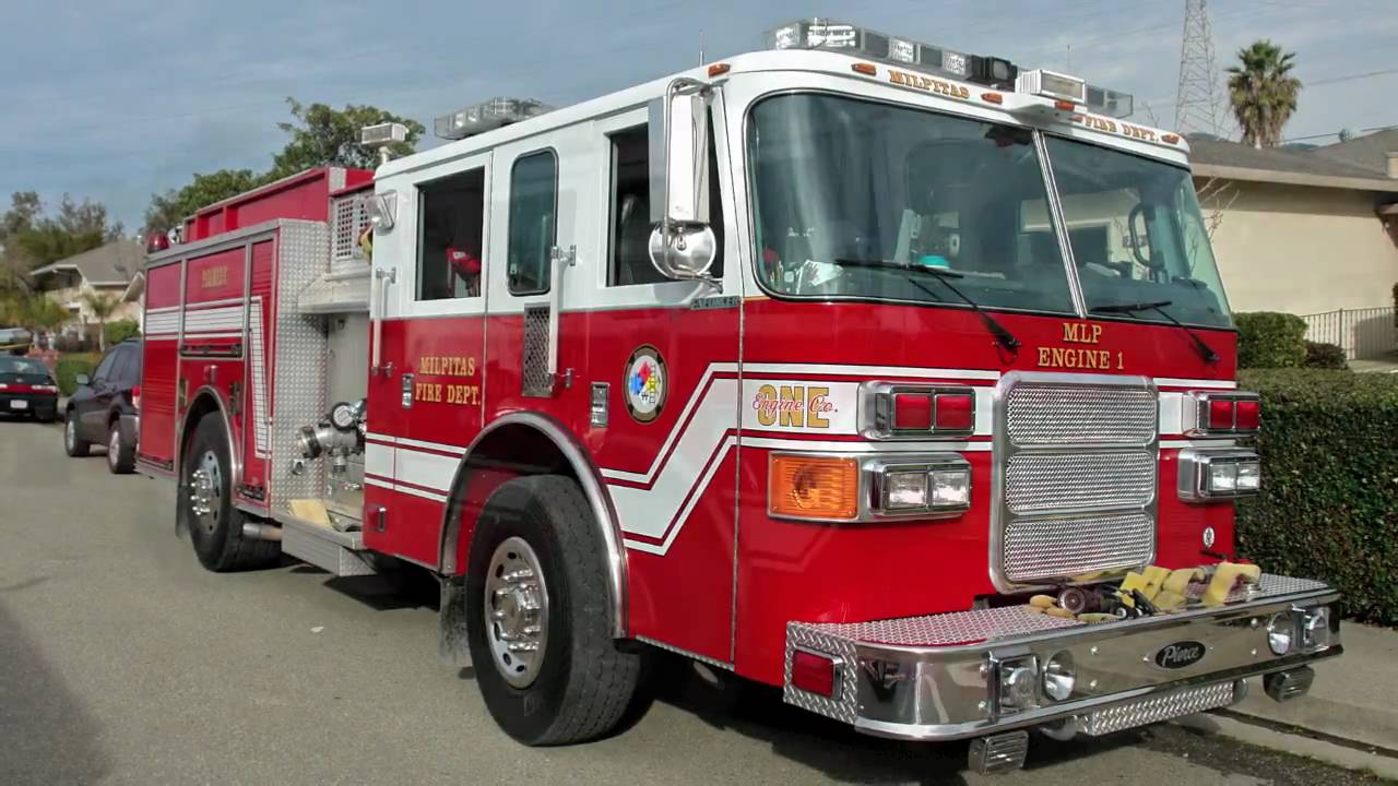 Milpitas Fire Apparatus on scene - YouTube