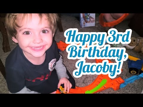 Jacoby is 3! Before, During and After Birthday Party Construction Cake ...