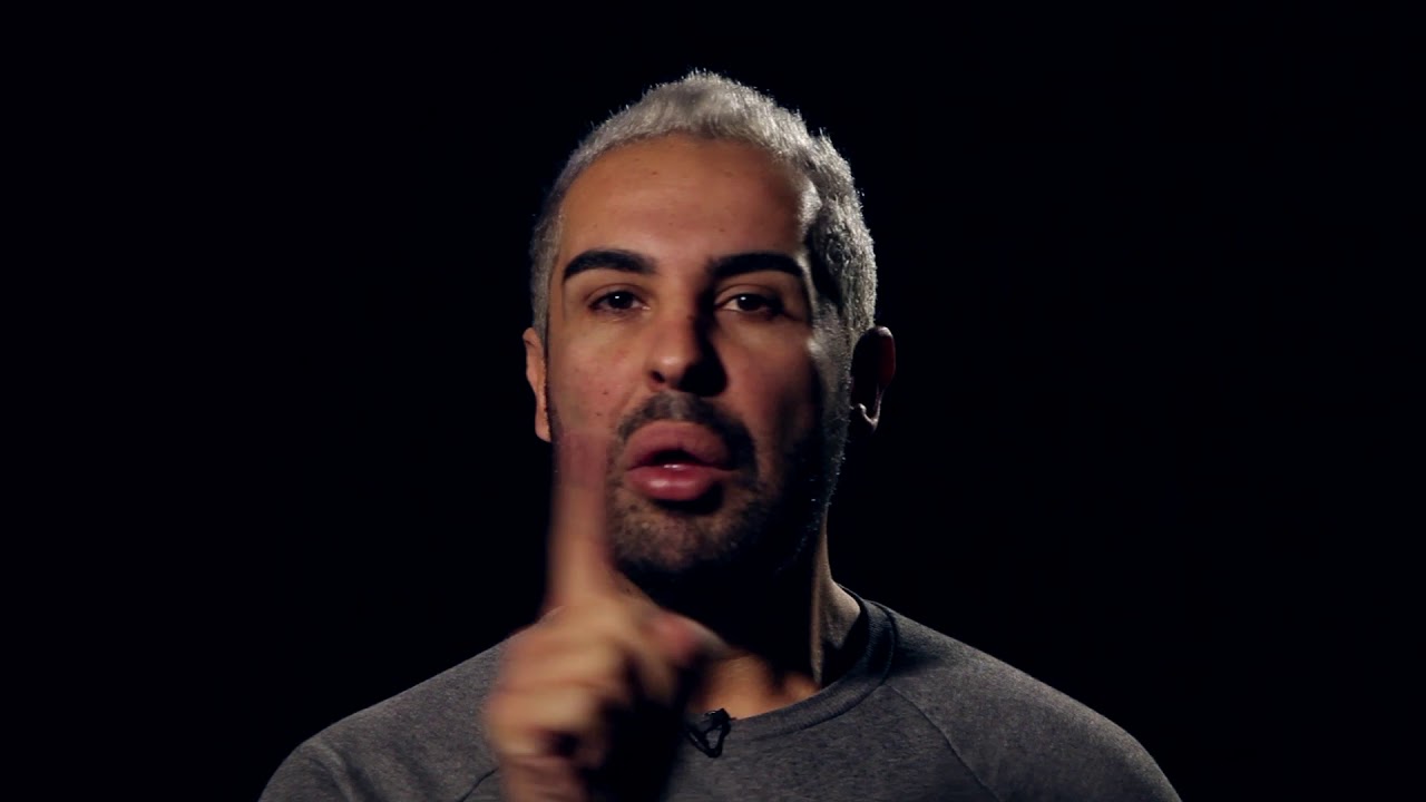 Doc Samad performing about HIV/AIDS - YouTube